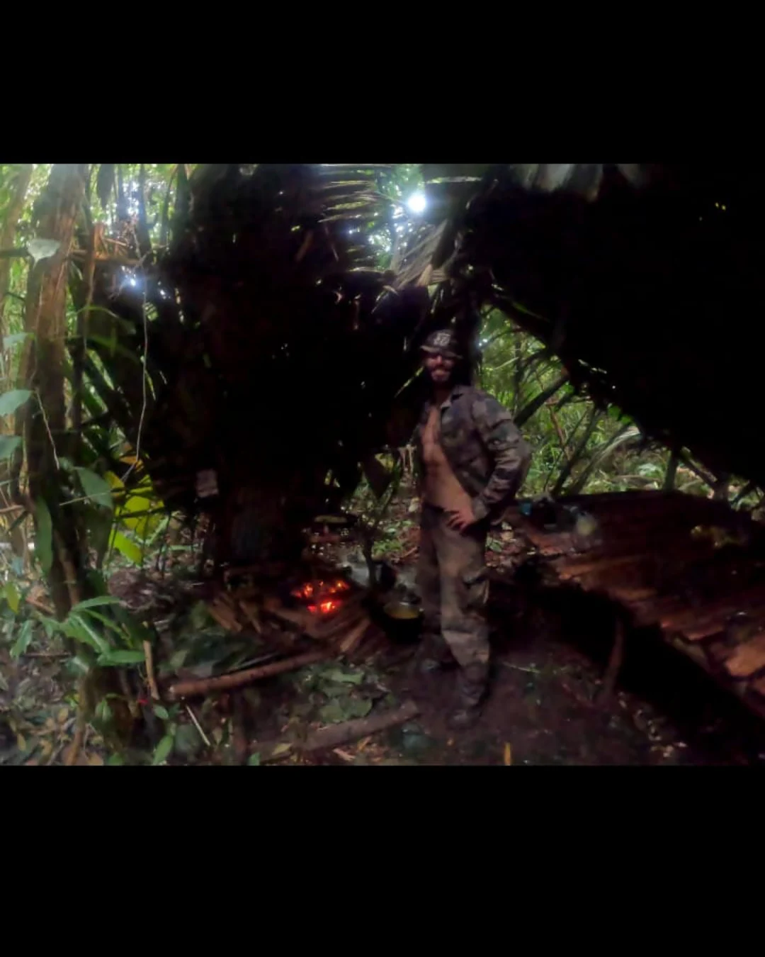 Sleeping arrangment FFL in guyana (Not US military) | Scrolller