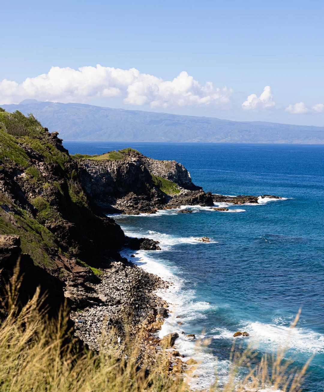 Maui's north coast, Molokai in the distance [OC] [4062x4922] | Scrolller