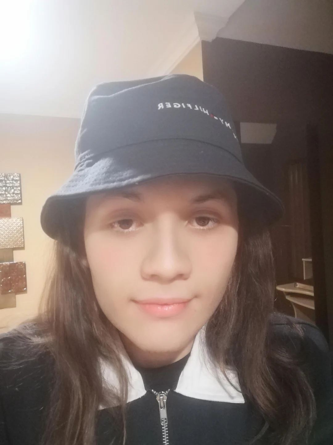 I luv the white thing on my long sleeve 🥺🥺 | Scrolller