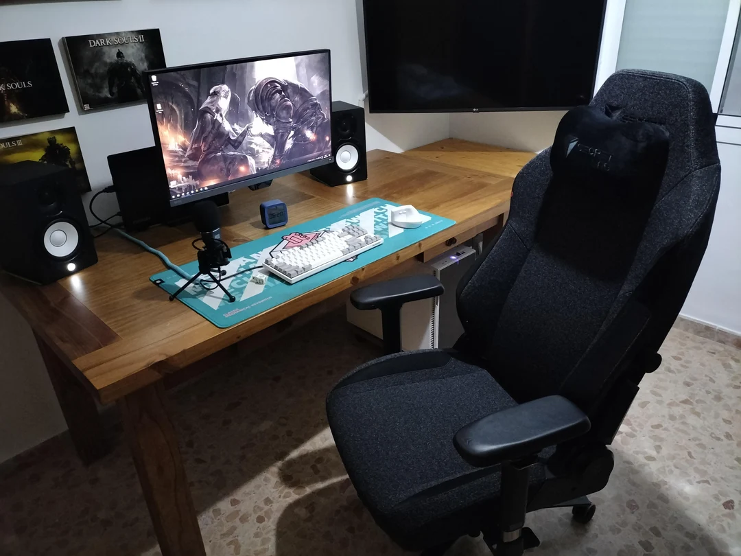 Titan EVO Setup #secretlab | Scrolller