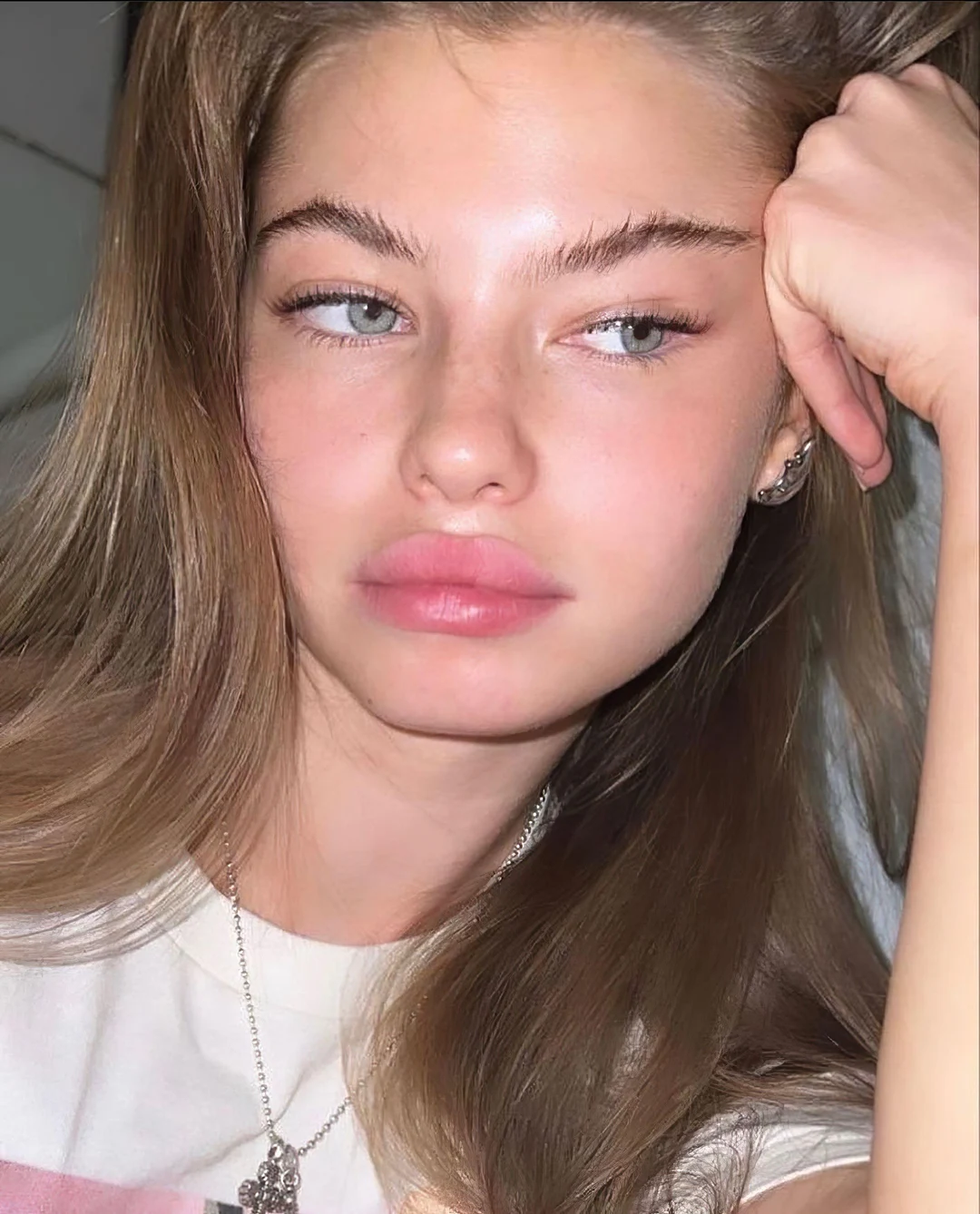 Katya “Kate” Li | Scrolller