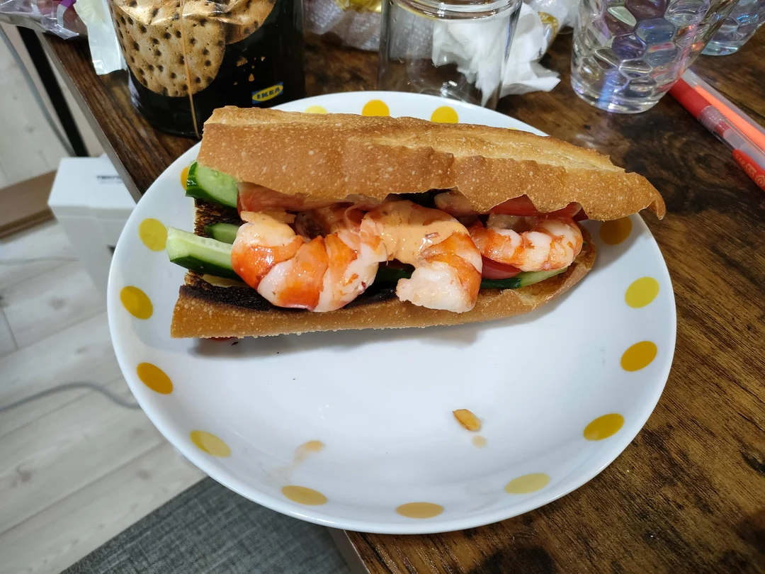 Garlic-shrimpwich (first draft) | Scrolller