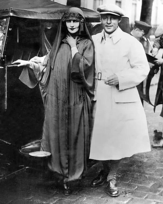 Rudolph Valentino and wife Natacha, 1923 | Scrolller
