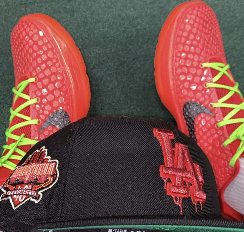 Kobe 6 Protro Reverse Grinch | Scrolller