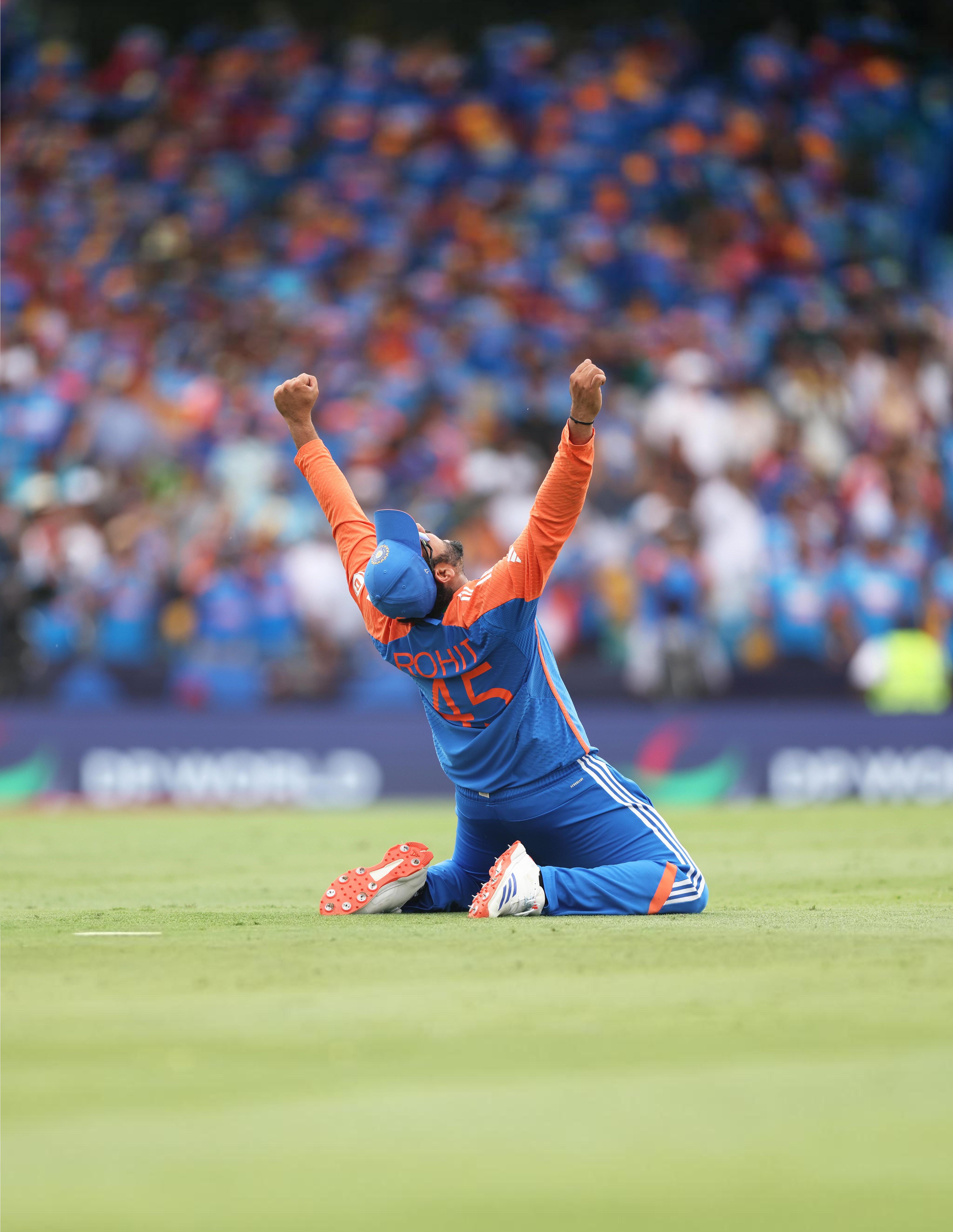 Pure emotions🥹 The best wallpaper for sure | Scrolller