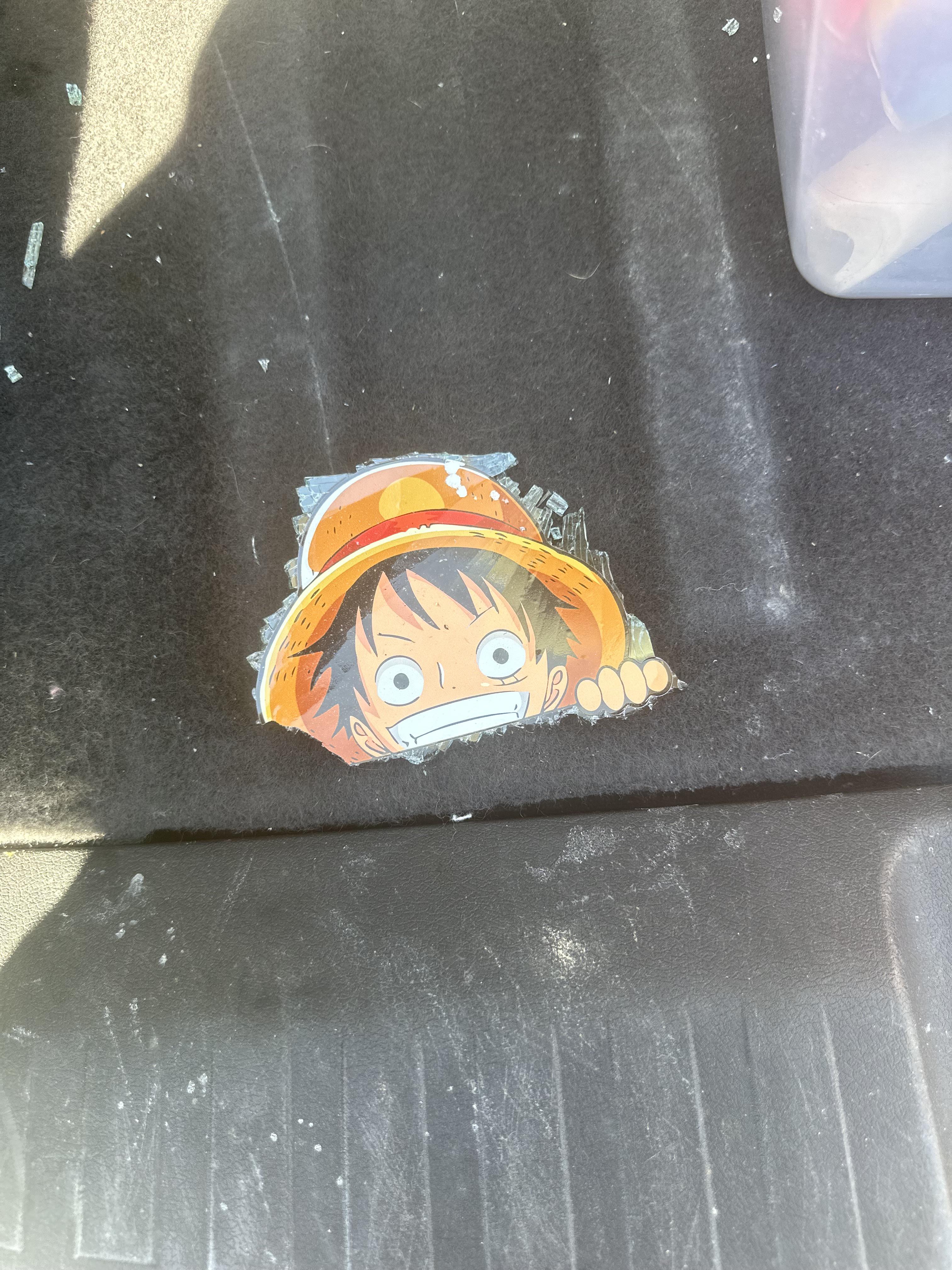 Poor Luffy | Scrolller