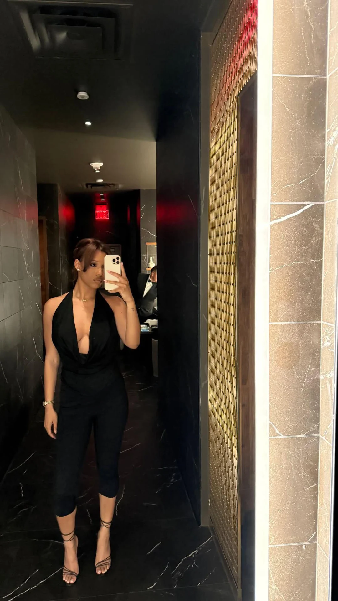 Brookliyn W. | Scrolller