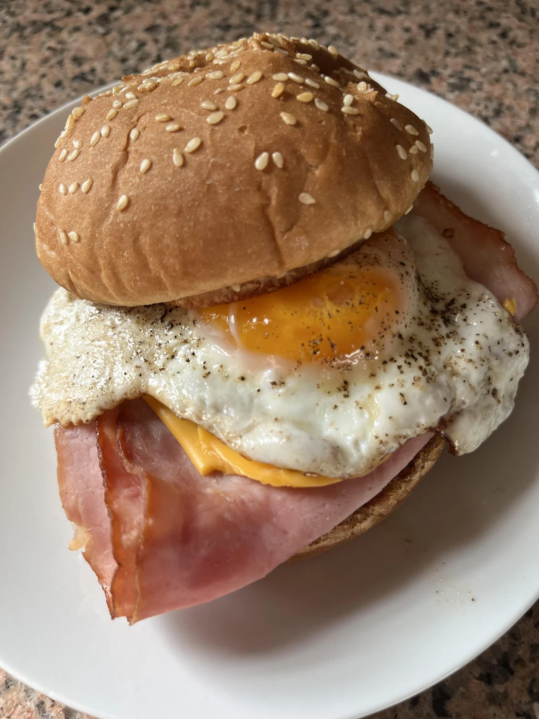 Farm egg, cherrywood smoked ham and cheese | Scrolller