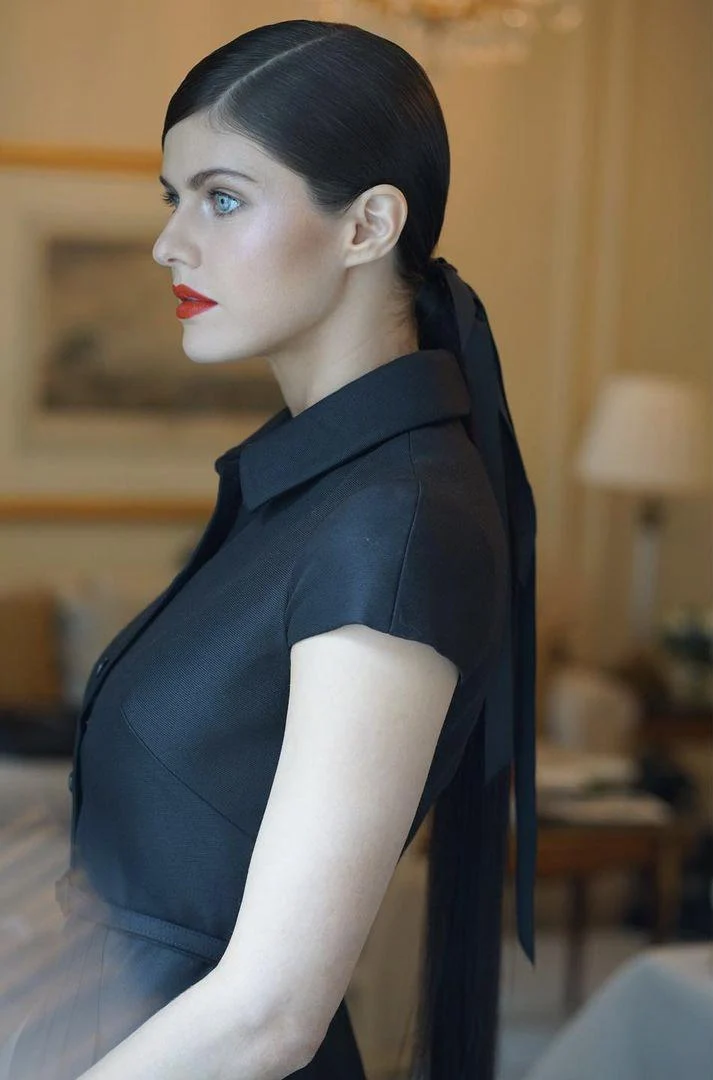 Ponytail | Scrolller