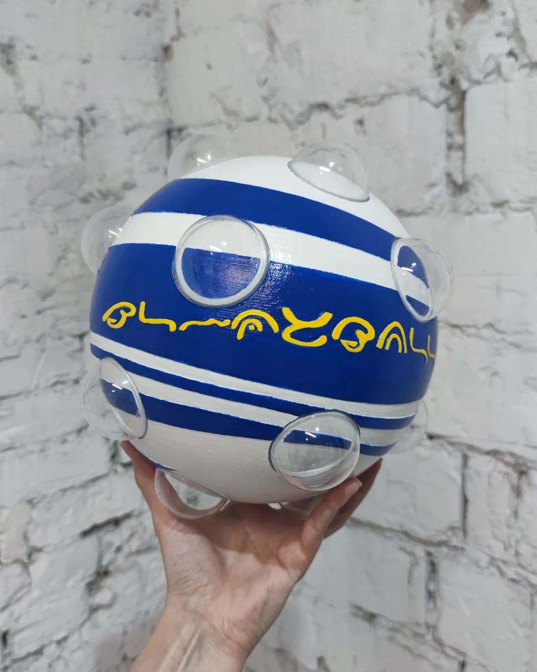 [cosplay props] Blitzball from the game | Scrolller