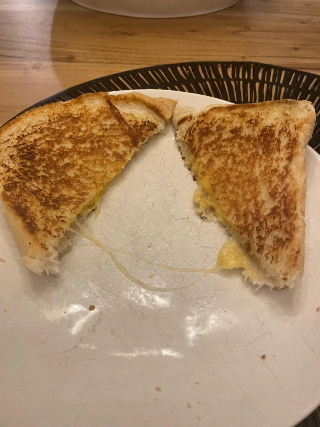 My first time making grilled cheese, how'd I do? | Scrolller