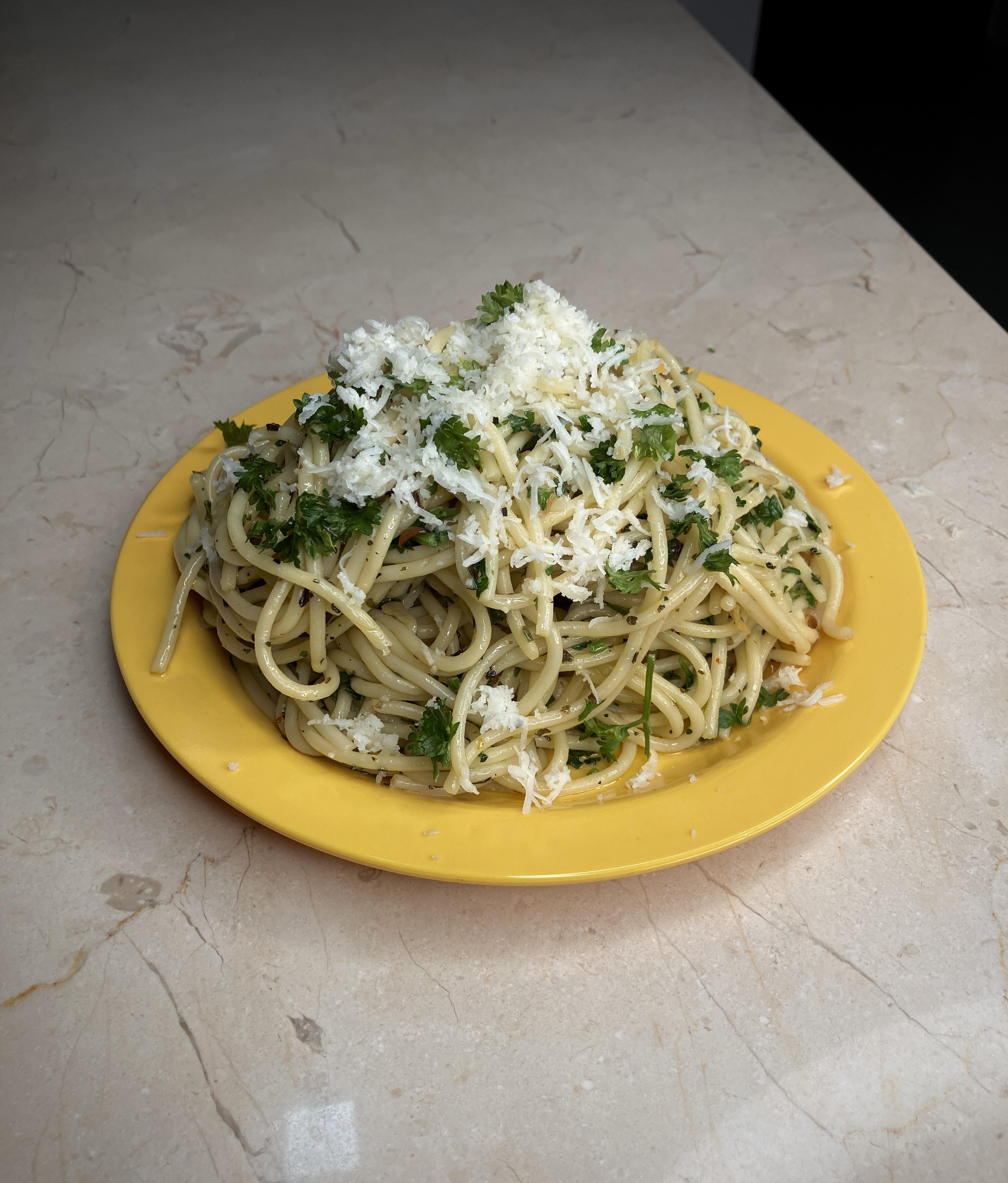 [Homemade] Spaghetti Aglio~E~Olio | Scrolller