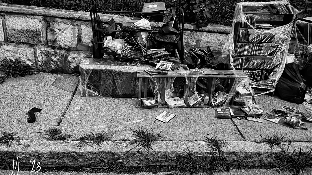 Humanity Lost | Scrolller