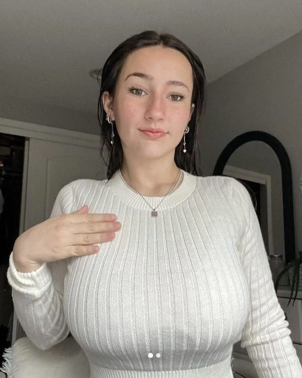 White sweater | Scrolller