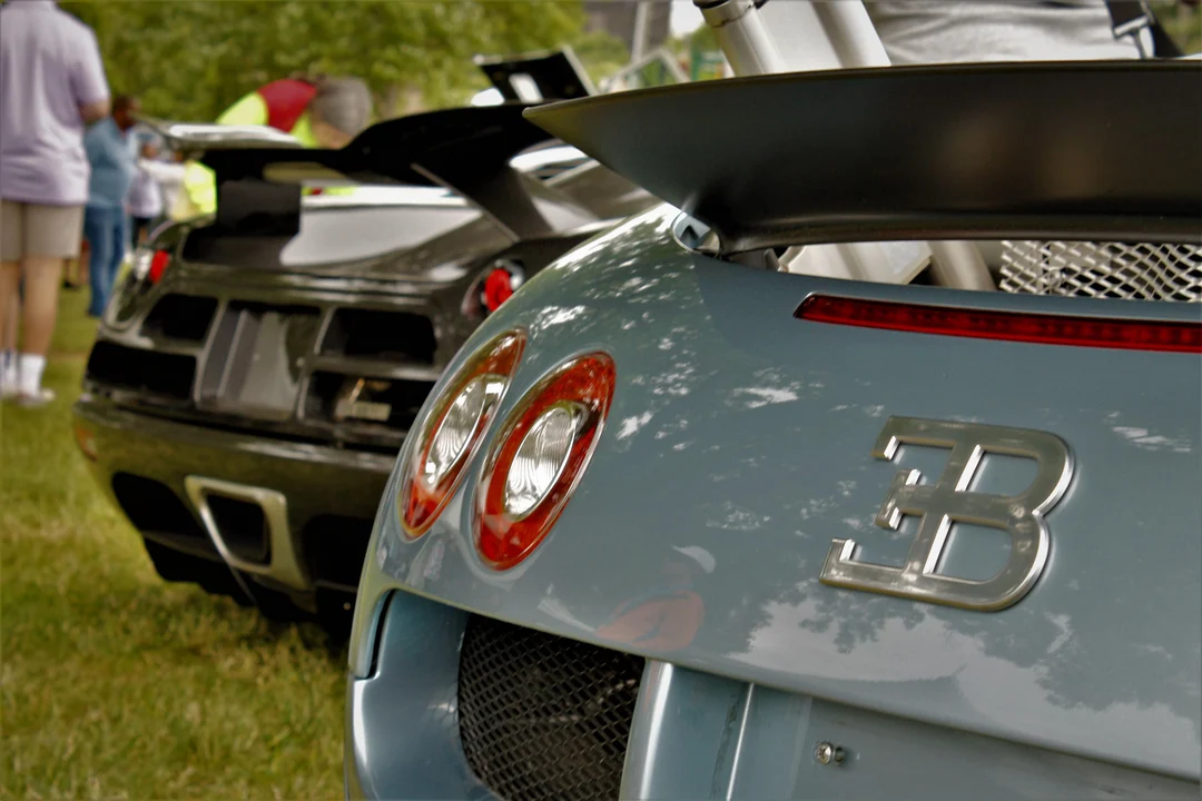 Bugatti Veyron and Koenigsegg CCX Edition at Greenwich Concours d'elegance [4272x2848] | Scrolller