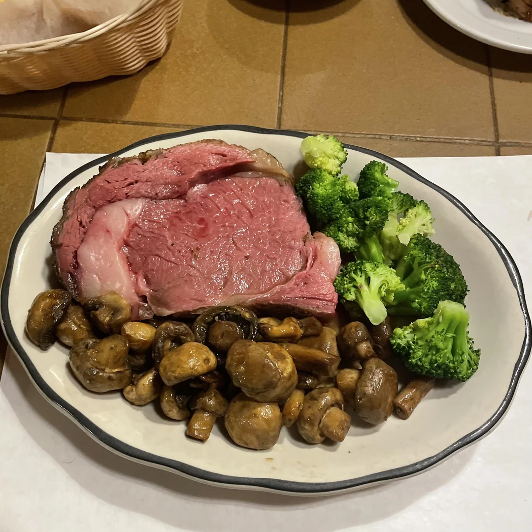 Prime rib dinner (au jus on the side) | Scrolller