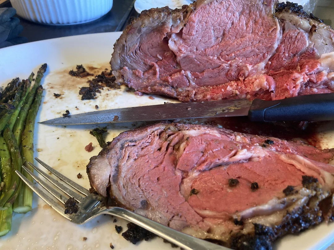 Prime rib pulled at 132 | Scrolller