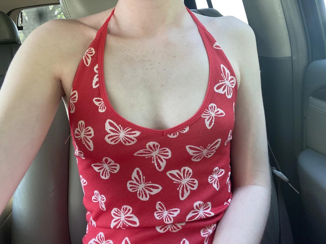 Going out braless tonight [F21] | Scrolller