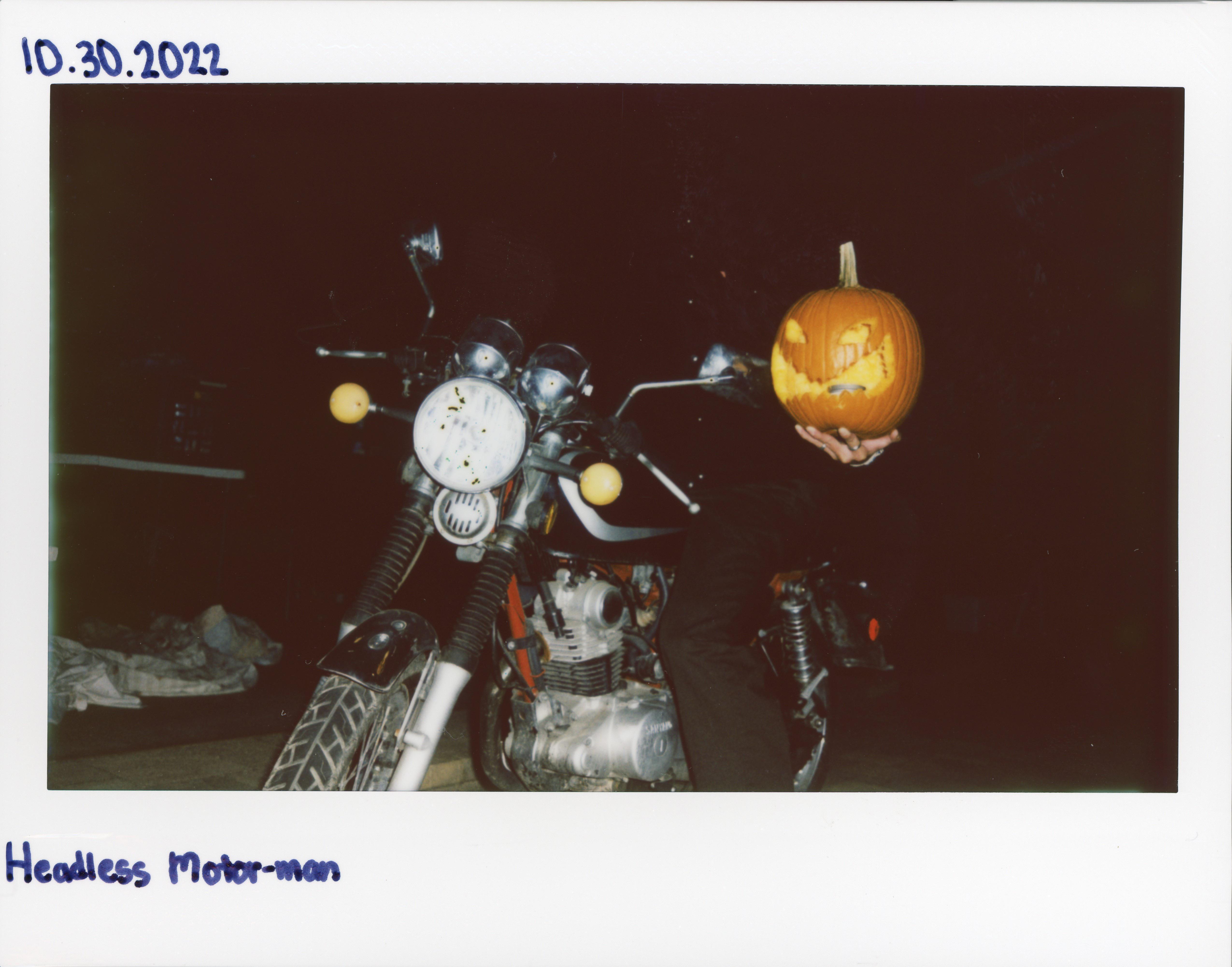 Inspired by the Headless Horseman 🎃 | Scrolller