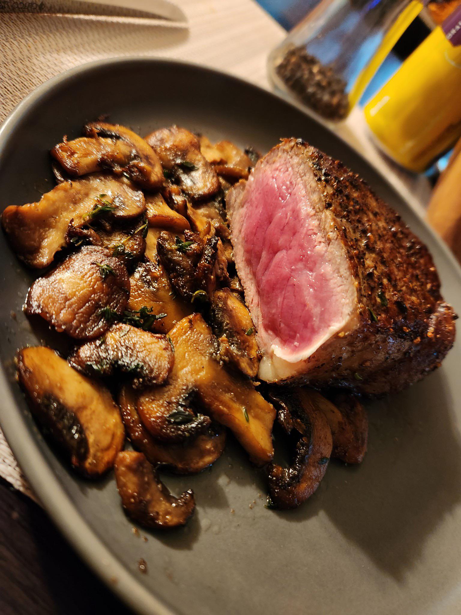 New York Steak Dinner [homemade] | Scrolller