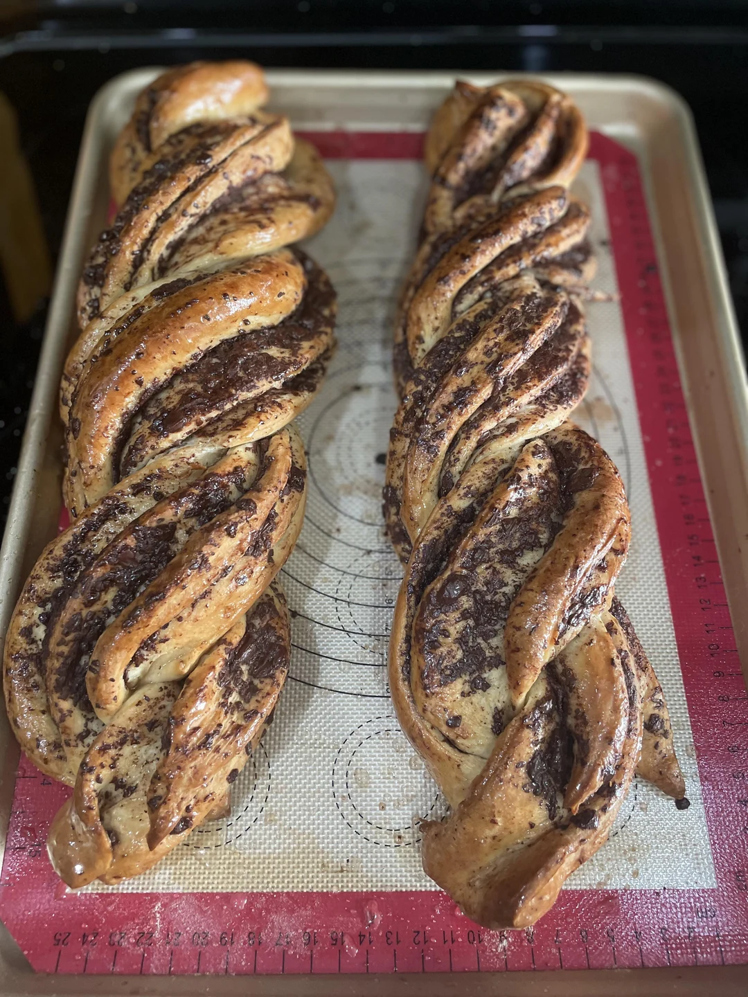 My first bread attempt ever and went for a chocolate babka. Pretty happy with it for a first try ...