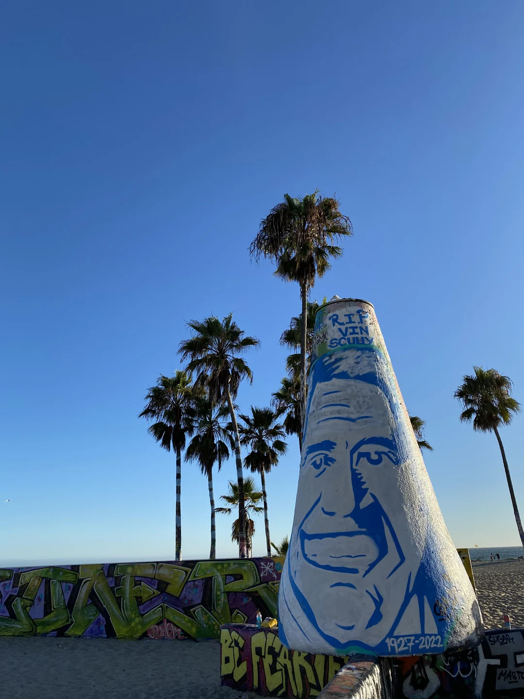 Vin tribute on Venice Beach during the Dodgers sweep | Scrolller