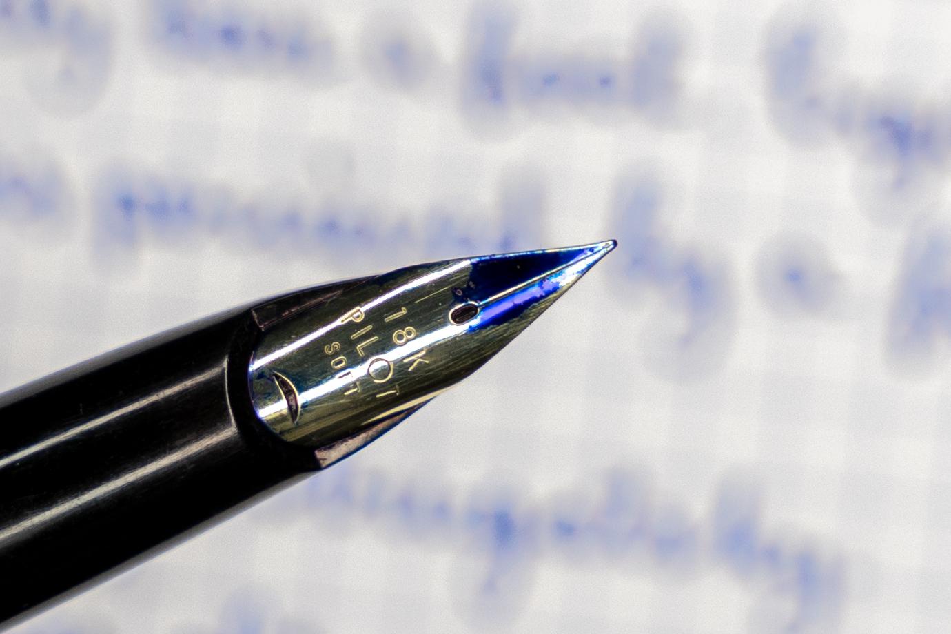 Pilot Elite . Sharing my experience with the pen [see the comment for the written review ...