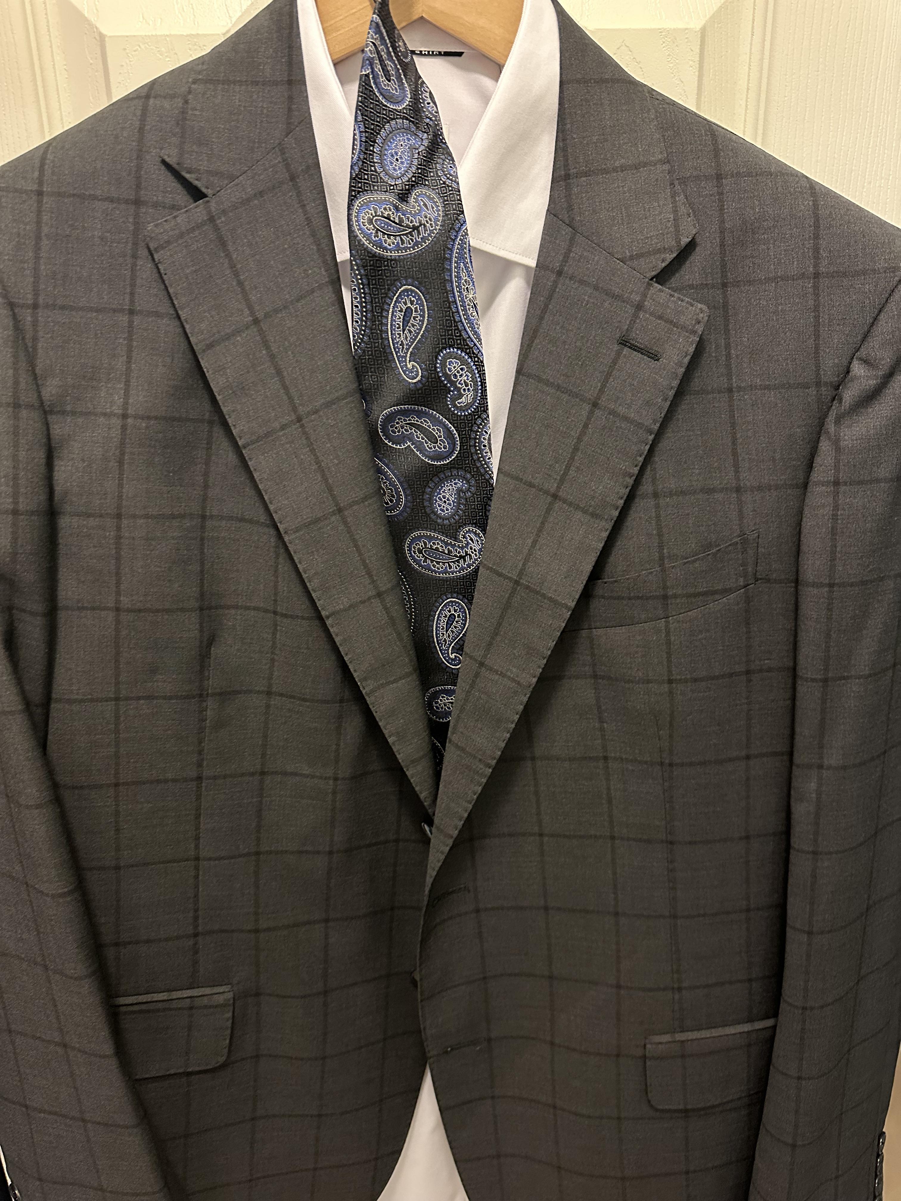 Looking for some tie input. | Scrolller