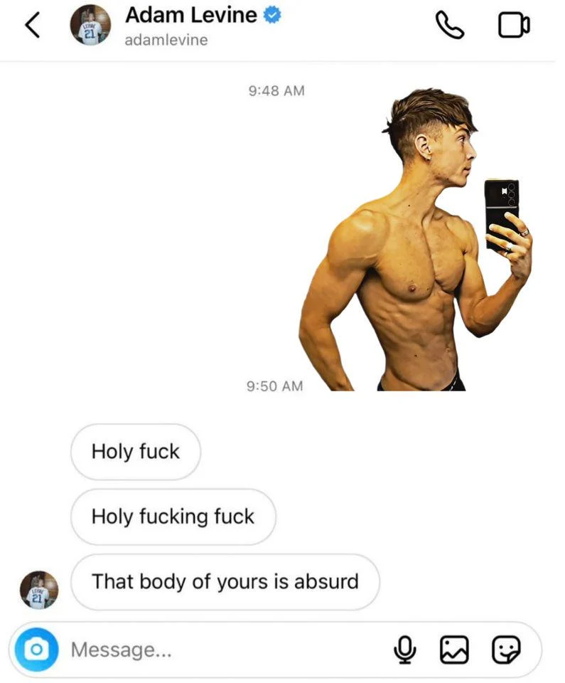 Adam Levine! | Scrolller