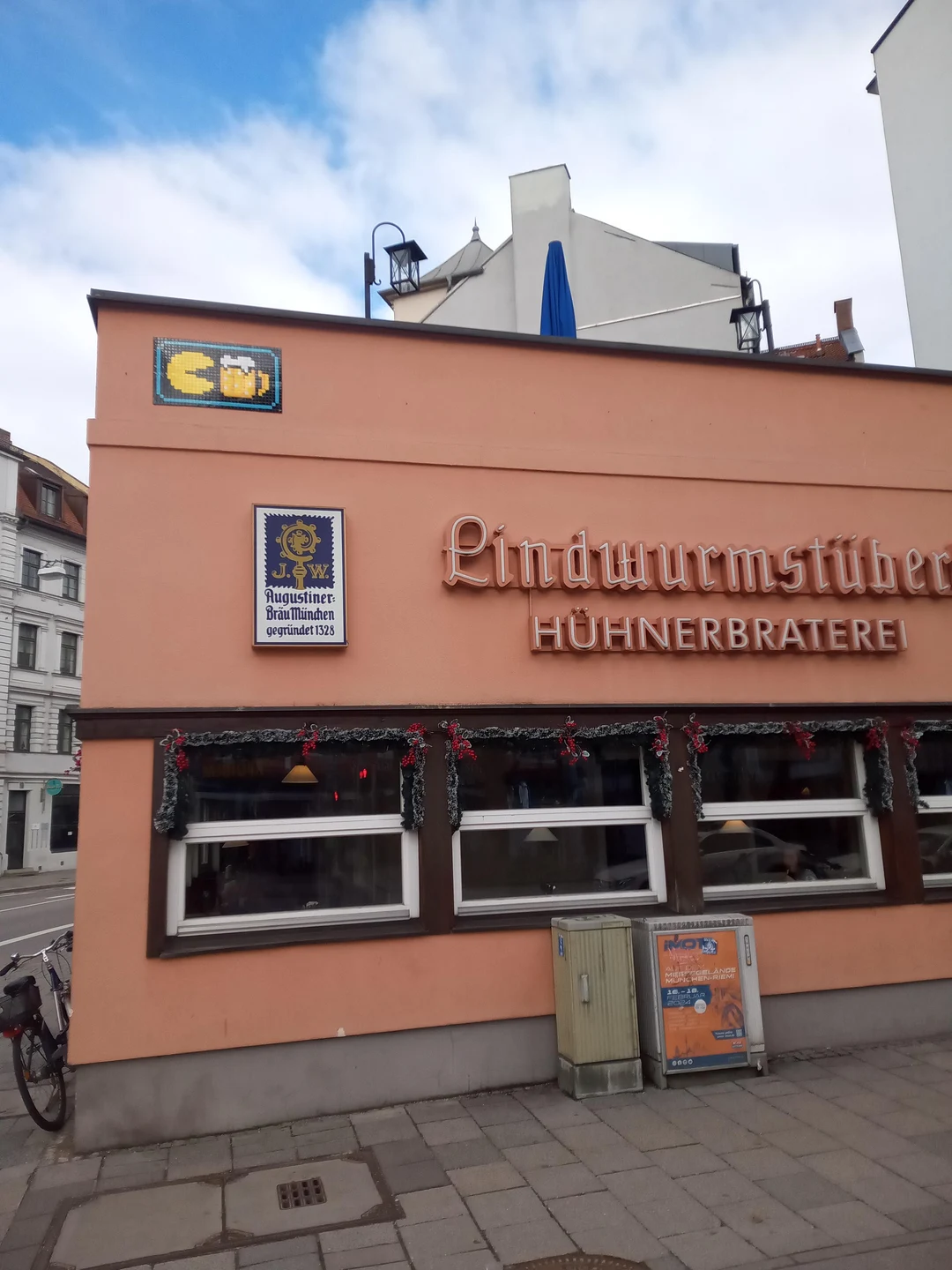 Space Invader - Munich | Scrolller