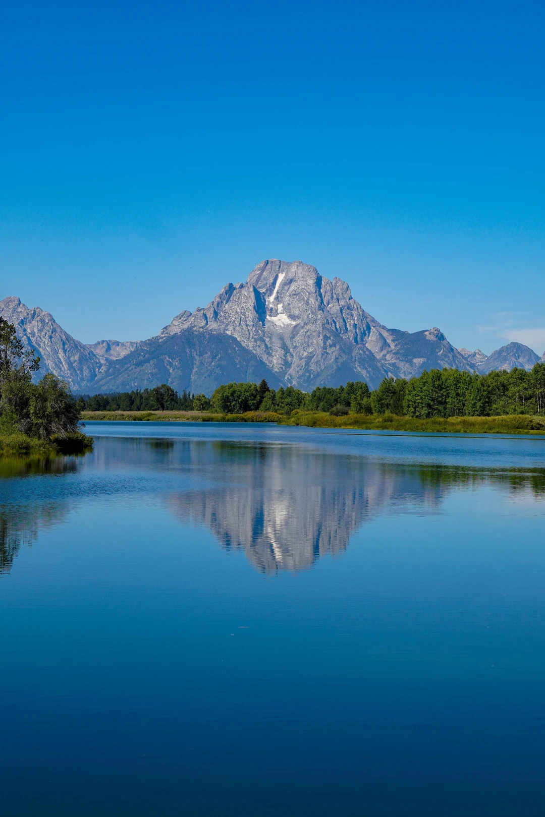 Mt Moran reflection at Grand Teton National Park [OC] [3743x5615] @justwonshot | Scrolller