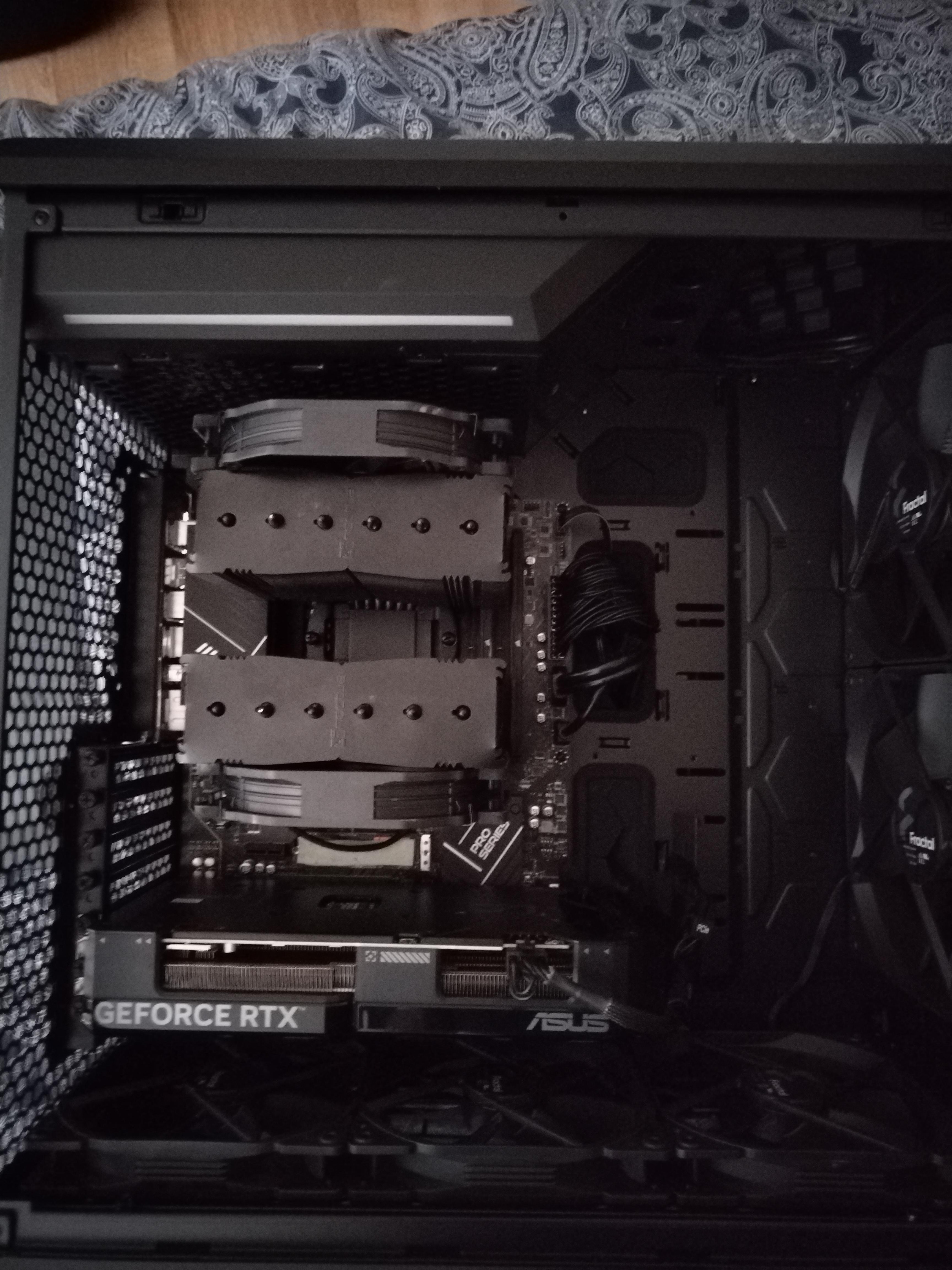 Is this cpu cooler setup dangerous? | Scrolller