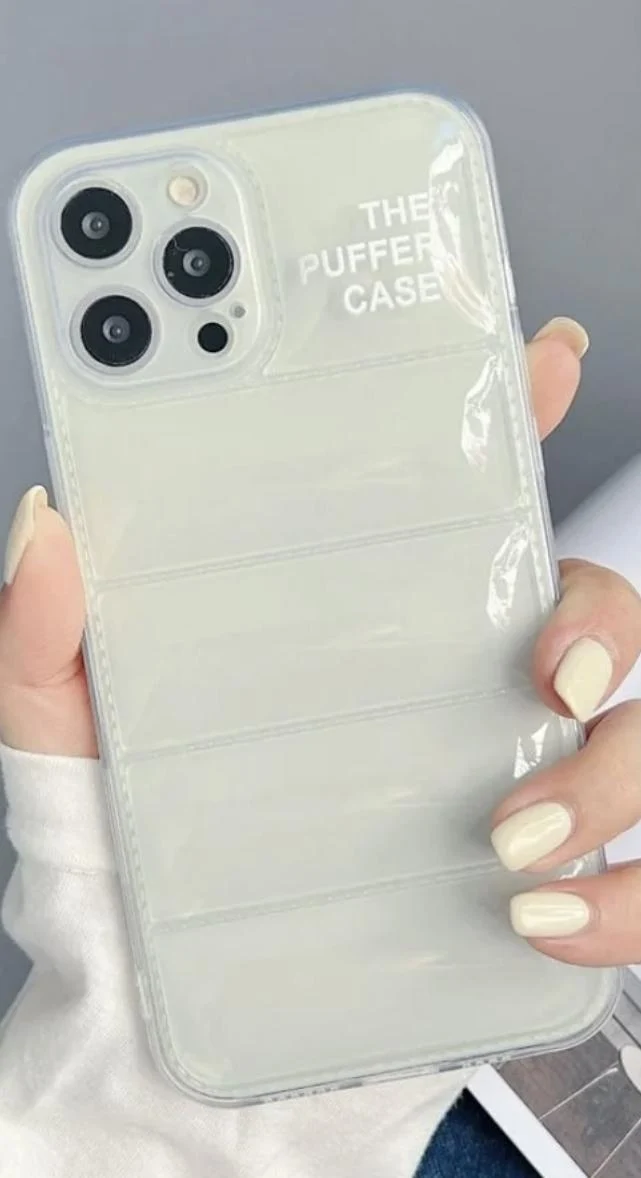 What kind of iPhone is this? | Scrolller