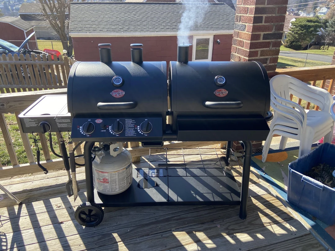 Burning in the grill | Scrolller