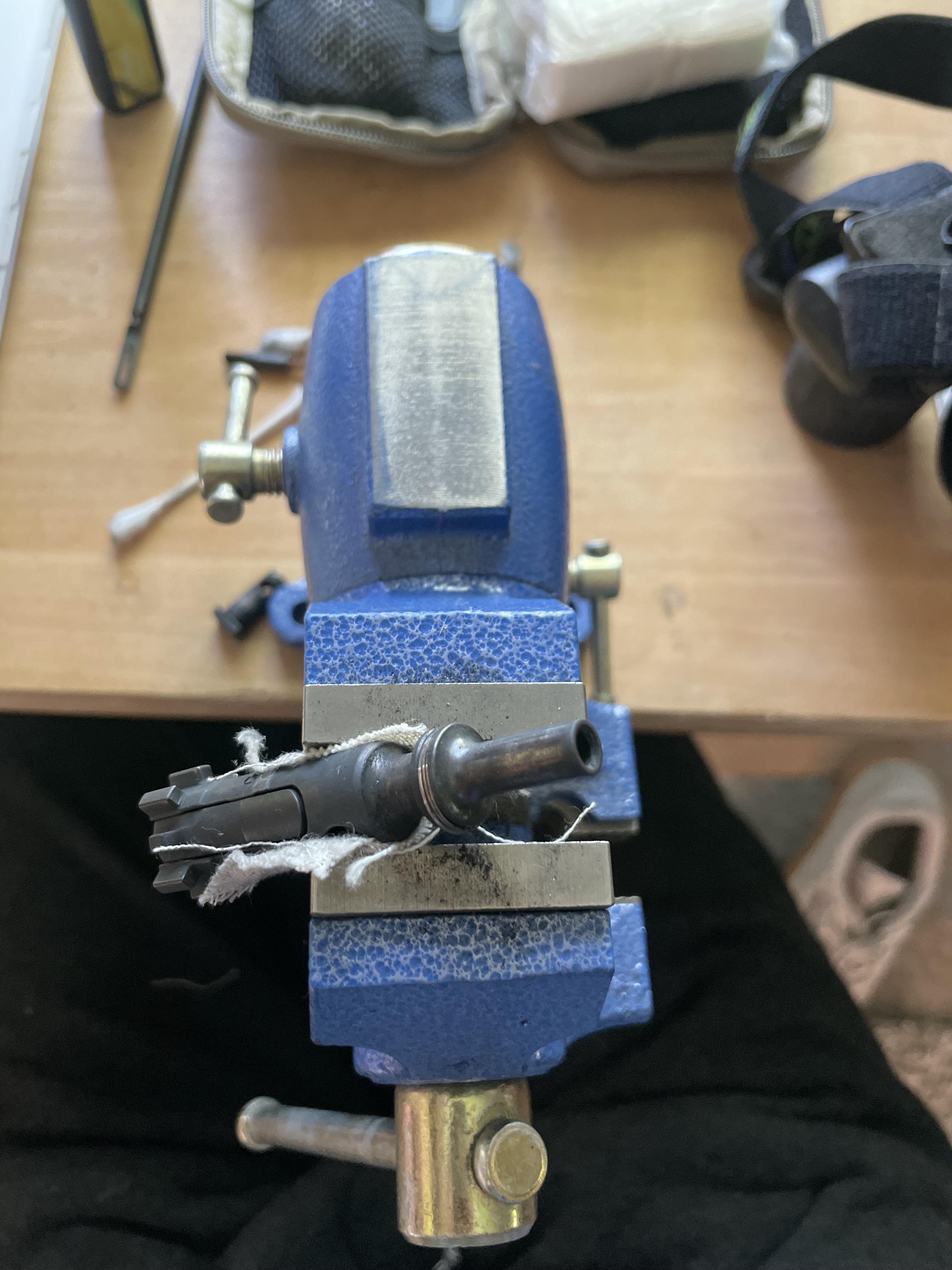 Mini vise | Scrolller