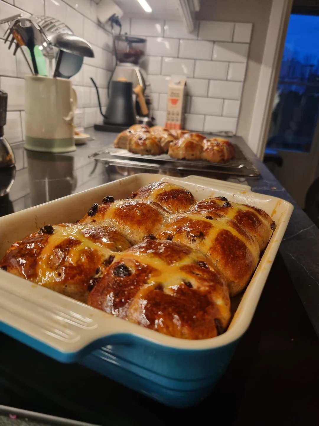 Hot Cross Buns | Scrolller