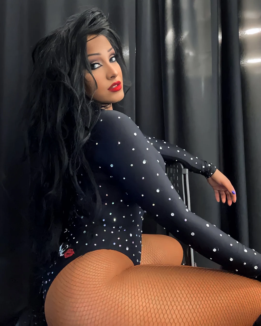 Mandy Leon | Scrolller