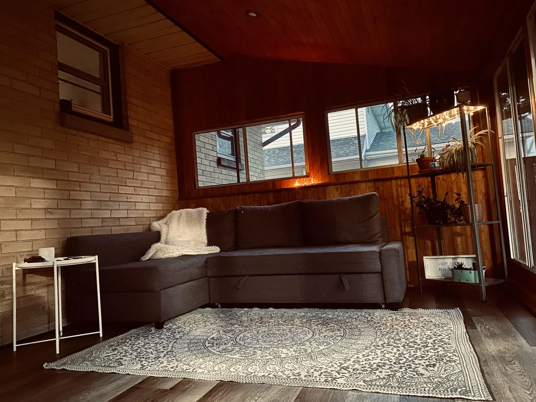 My cozy sunroom :) | Scrolller