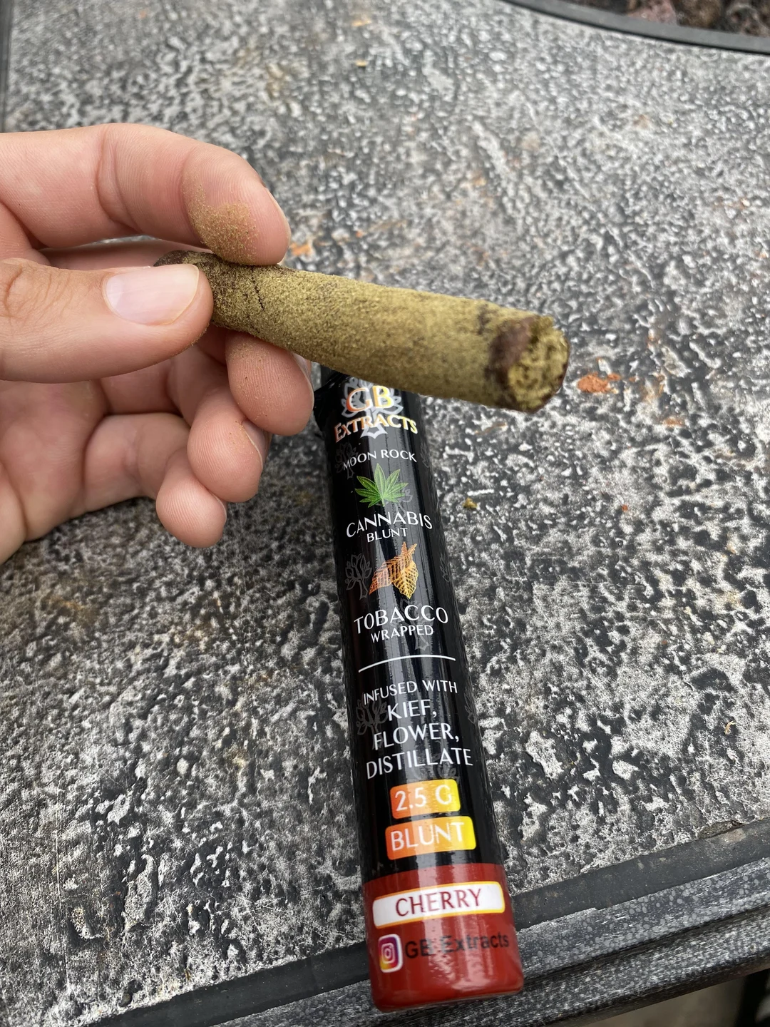 Another early morning wake n bake | Scrolller