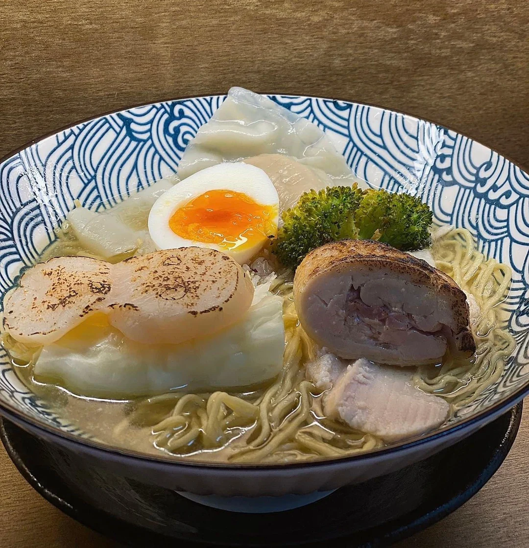 Today's dinner, Scallop soup base with chicken chashu seafood ramen. | Scrolller