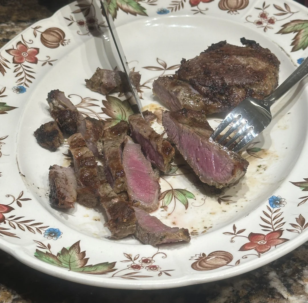 Trying to make a point. Is this blue? Rare? Or Medium rare? | Scrolller