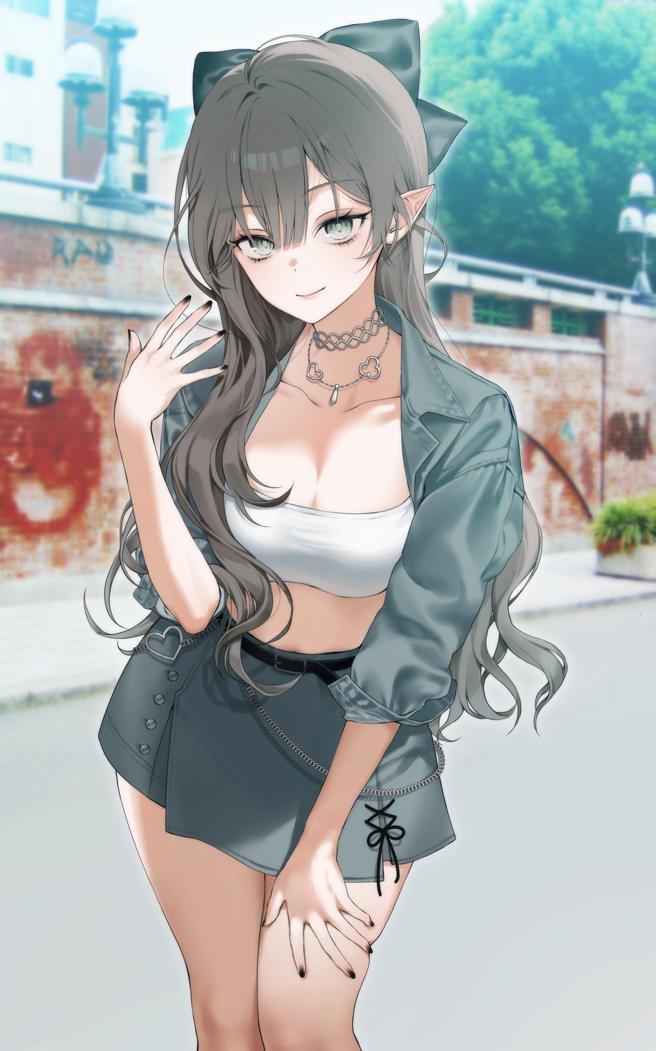 Modern Elf | Scrolller