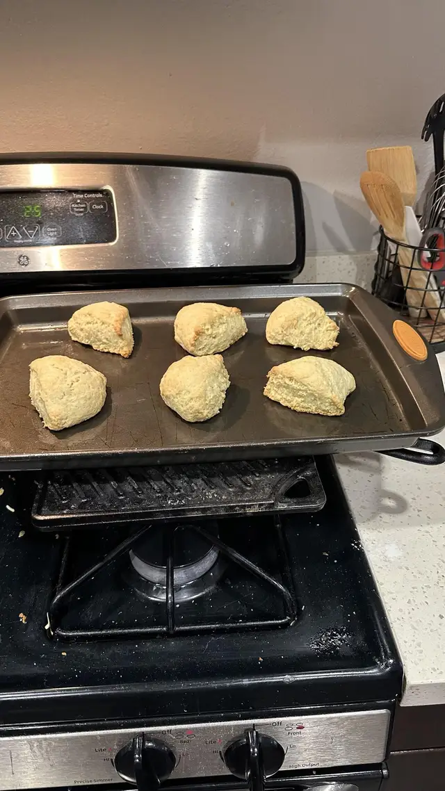 Sunday scones with my daughter | Scrolller