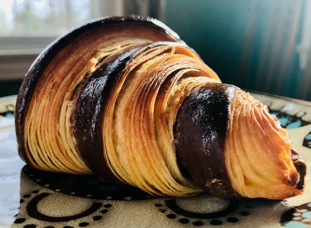 Finally tried bi-color (cocoa) croissants | Scrolller