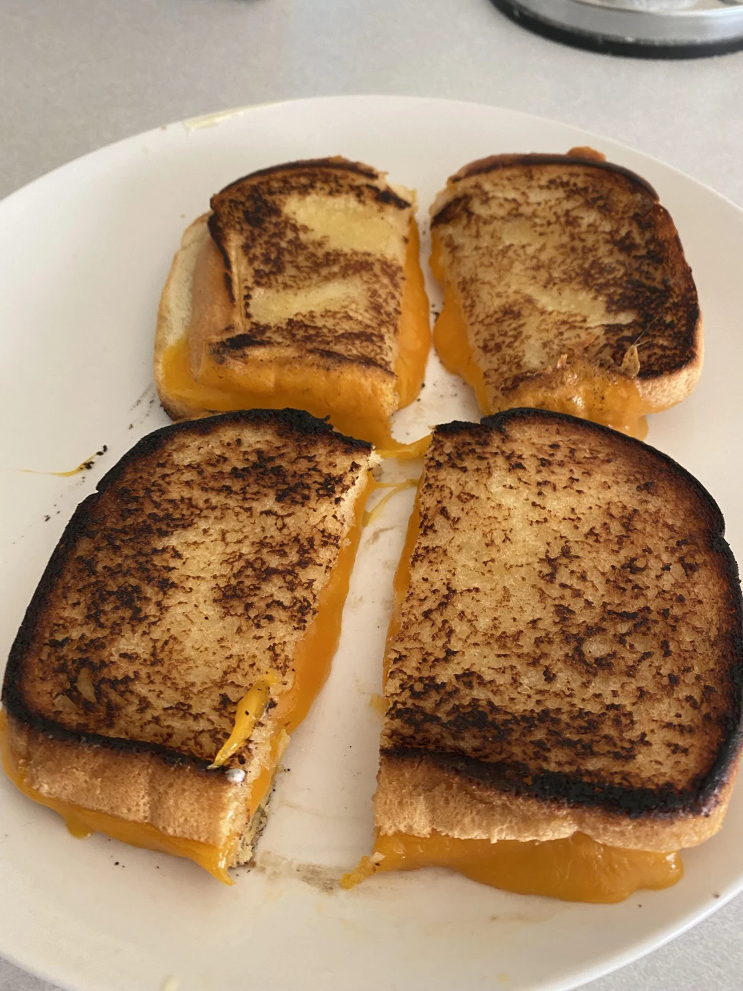 I made grilled cheese for lunch today. No bs, just cheddar cheese. Tasted amazing. | Scrolller