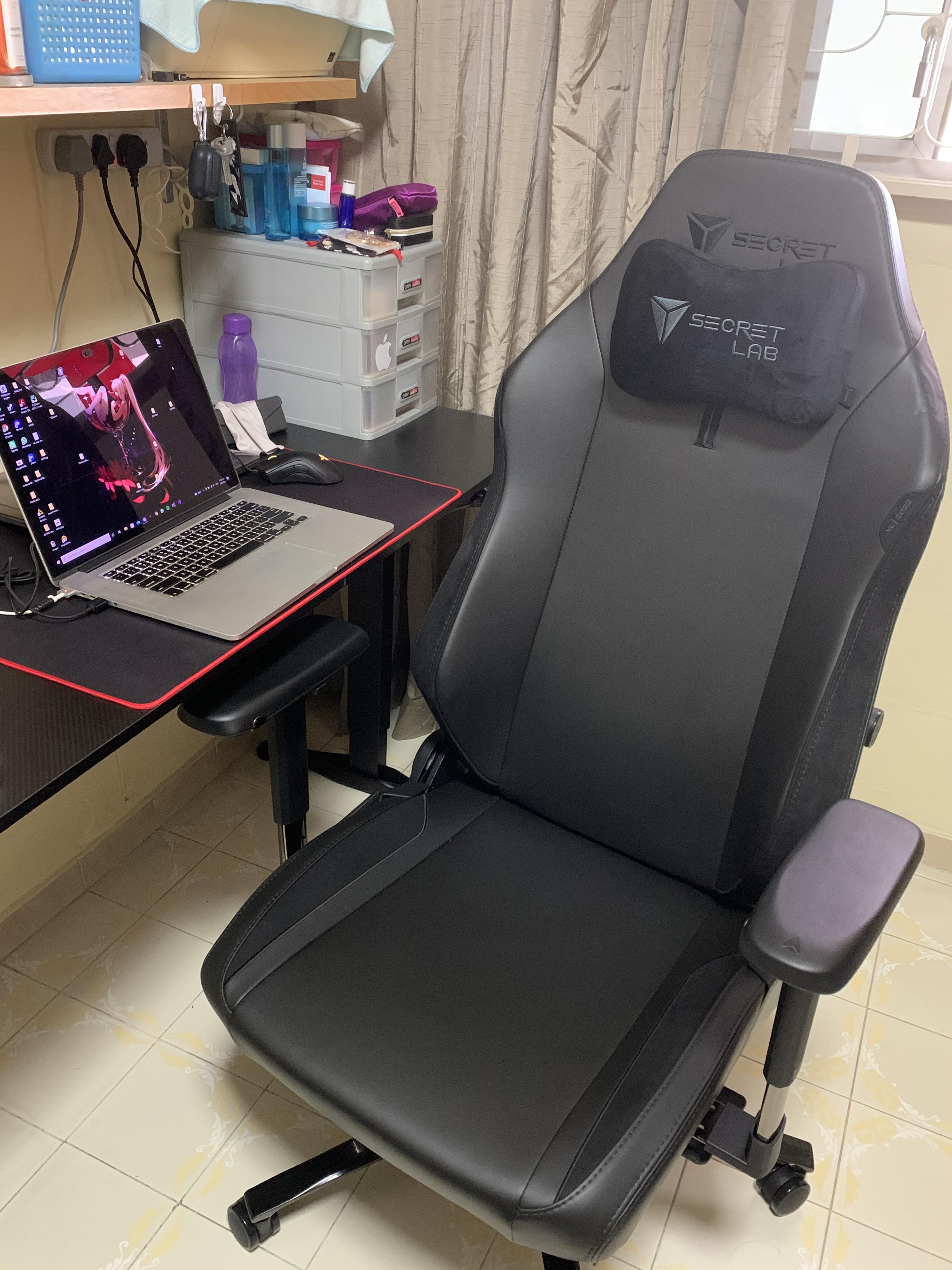 New chair #Secretlab has arrived! | Scrolller