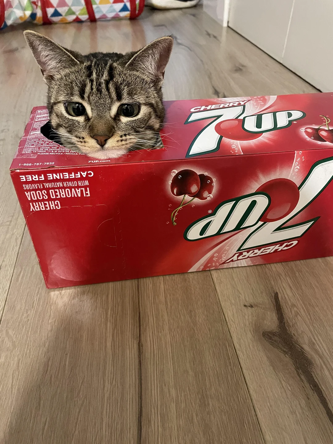 Heads up 7up | Scrolller