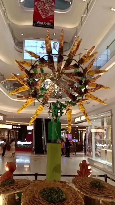 Kinetic Sculpture at Quest Mall, Kolkata(WB) | Scrolller
