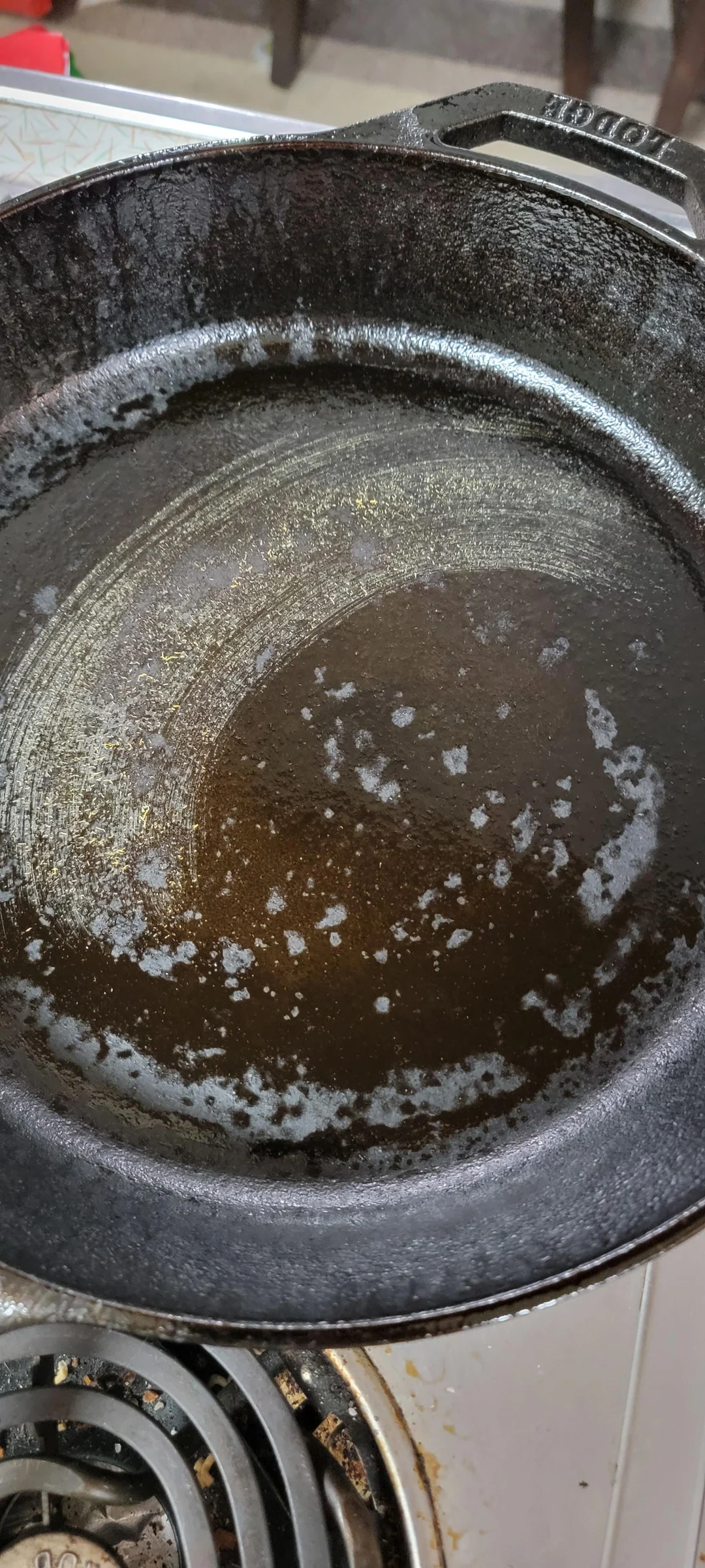 Cast iron seasoning | Scrolller