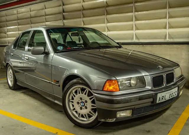 By far my favorite BMW series 3 generation! E36 rules! | Scrolller